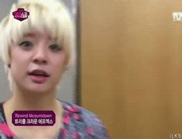 Hugging Amber Gif Wifflegif