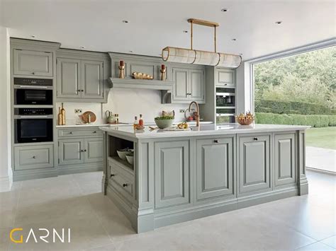 کابینت طوسی آشپزخانه ترکیب رنگی و طراحی مدرن و شیک 2025