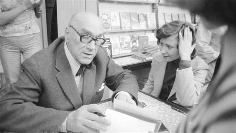 Jarosław Iwaszkiewicz I Jego Filmowe życie Recenzja ”opowiadań Filmowych” Newsweek