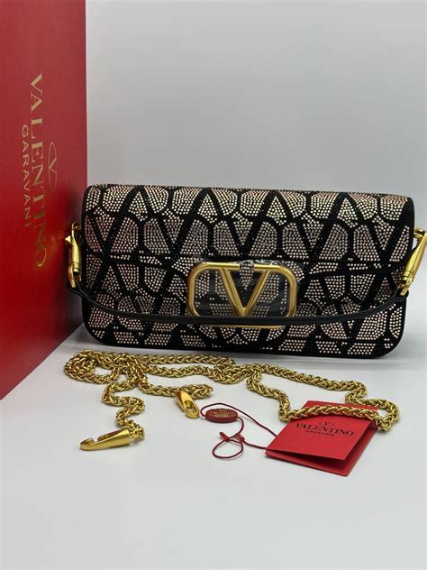 Сумки Valentino золотистые – купить в Москве, каталог и цены в GLOBESTYLE