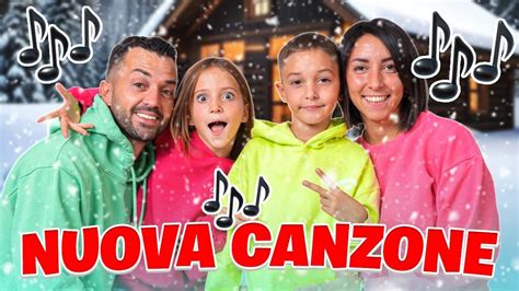 MAMMAGIULIA E FIGLIACHIARA IL MISTERO DI MADAME MISTERÒ CANZONE