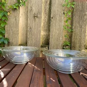 Pyrex Clear Glass Mixing Bowls Set Of Four Vintage Glass Retro Etsy