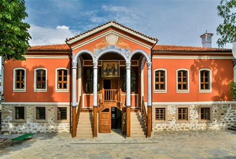 Екскурзия до Перущица Вила Юстина Двореца в Кричим