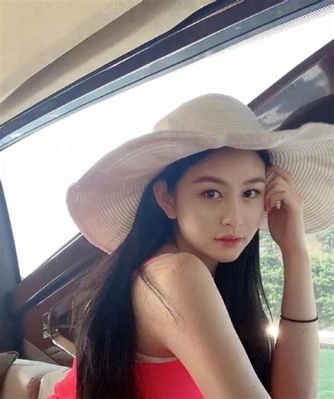 Nhan S C Xinh Ng T Ng O C A Con G I Bom Sex Hong Kong Kh U Th C Trinh Ai C Ng Khen Ng L