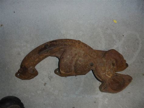 For Sale Big Block Drivers Side Exhaust Manifold For A Bodies