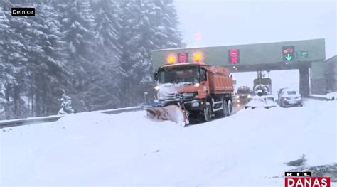 REPORTAŽA IZ DELNICA Zimske službe rade punom parom Uvijek dio vozača