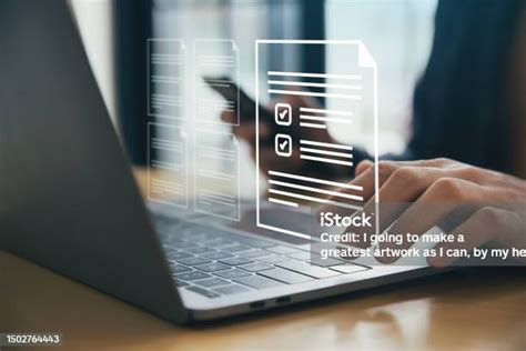 확인란 목록이 있는 문서가 있는 노트북을 사용하는 남자의 손 개념에 대한 스톡 사진 및 기타 이미지 개념 개발 개선 Istock