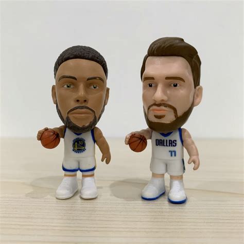 正版散貨 Nba籃球明星頭手可動人偶 庫裡 東契奇模型擺件 實拍 蝦皮購物