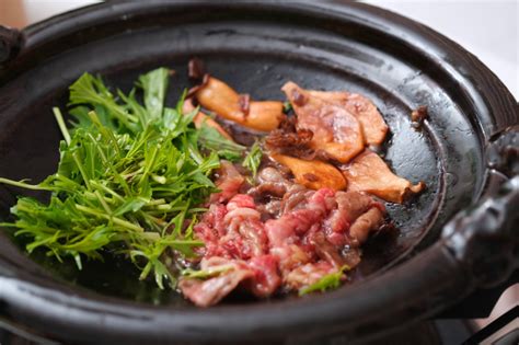 近江牛と松茸のすき焼きウソです 登志子のキッチン