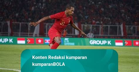 Jalan Panjang Tinus Pae Menjadi Bek Kanan Nomor Satu Persipura