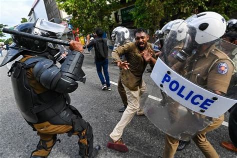 ජනපති රනිල් වික්‍රමසිංහ යටතේ ශ්‍රී ලංකාවේ සිදුවන මානව හිමිකම් කඩවීම්