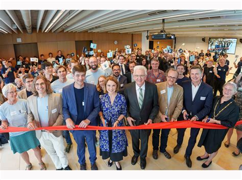 T Bingen Ai Center Eingeweiht Universit T T Bingen