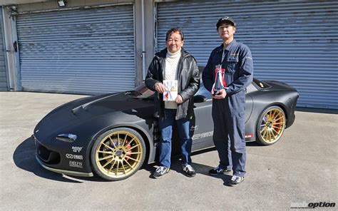 「東京オートサロン2025の頂点をre雨宮の近未来型fd3sが制す！」賞金100万円の“現ナマ”贈呈式に密着してみた ｜ Web Option