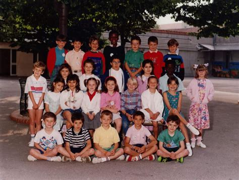 Photo De Classe Ce1 De 1989 Ecole Le Rouet Copains Davant