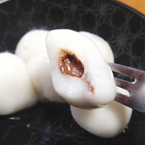 とろ〜りチョコ入り白玉だんご（レシピ付） By Kajuさん レシピブログ 料理ブログのレシピ満載！