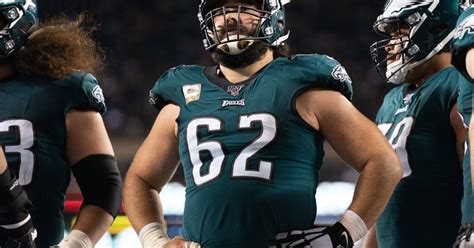 Eagles C Jason Kelce Announces That He Will Return For 2020 Season