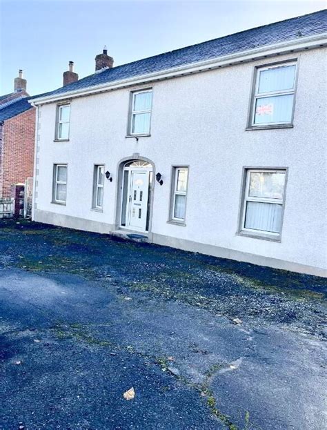 4 Main Street Killylea