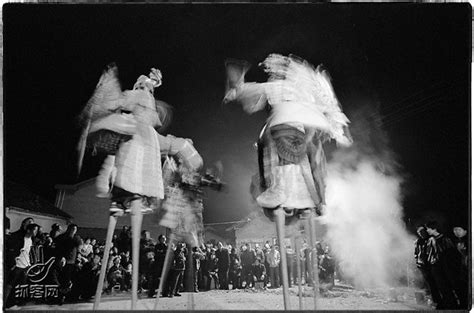 贵池乡村傩戏：首届《中华春节全景纪实摄影行动》获奖作品展 · 中国民俗学网 中国民俗学会 · 主办 ·