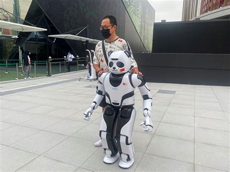 Robots At Dubai Expo Have Multiple Roles While Interacting With