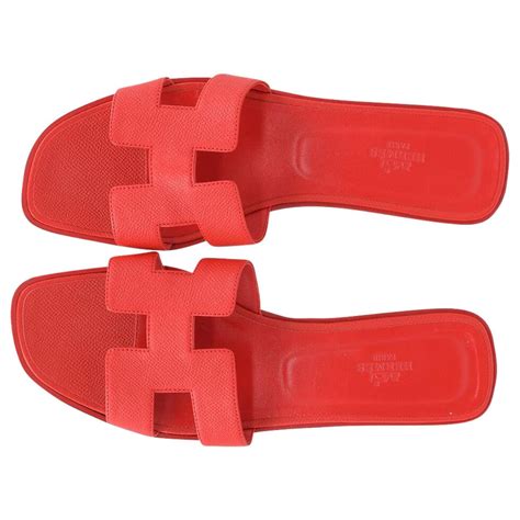 Hermès Sandales Plates Hermes Oran Slip On en Cuir Rouge ref Joli Closet
