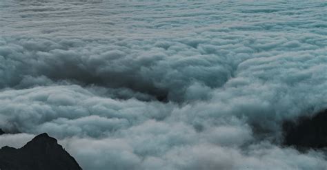 경치 경치 좋은 전망 고요한 고요한 풍경 구름 구름 경치 구름 벽지 구름 하늘 낭만적 인 일몰 높은 경치