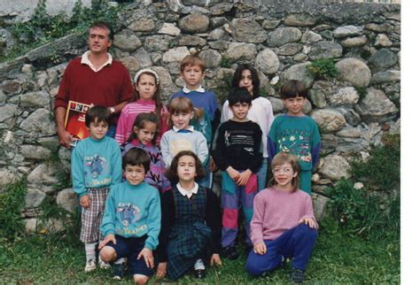 Photo De Classe Classe Unique Maternelle Au Cm2 De 1989 Ecole Primaire