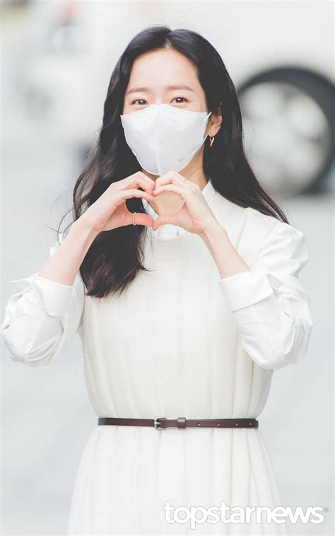 [hd포토] 한지민 ‘행복전도사 두시탈출 컬투쇼 출근길 최규석 기자 톱스타뉴스