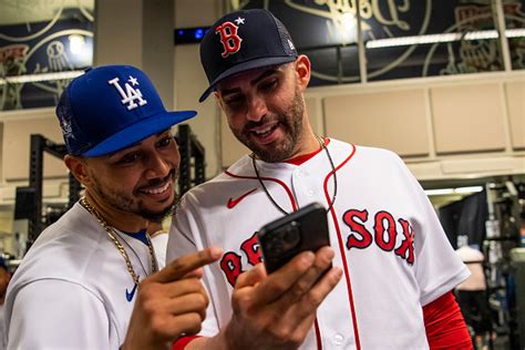 Former Red Sox Slugger Jd Martinez Agrees To One Year 10 Million Deal With Dodgers Per