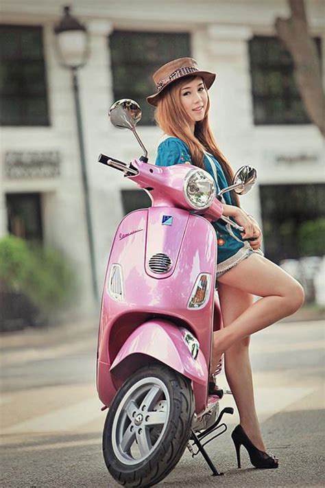 Scooter Girls Page 22 Adventure Rider