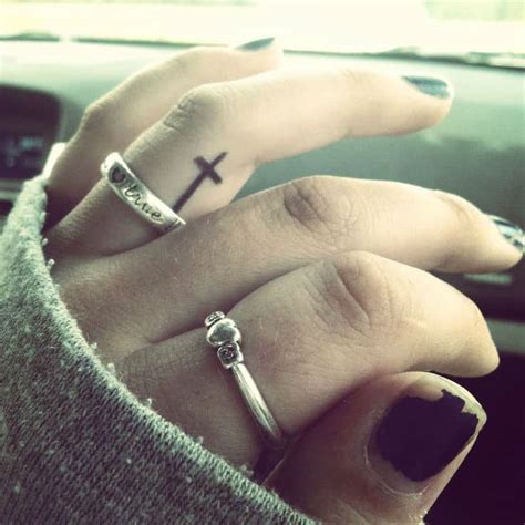 31 Cool Inner Finger Tattoos To Inspire You
