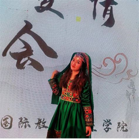 Semia Parniyan Youtube