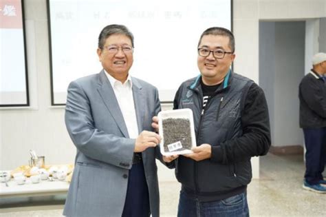 竹縣冬季東方美人茶評鑑 陳瑞書榮登茶王