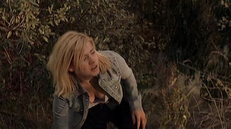 Elisha Cuthbert Nude Pics Page 4