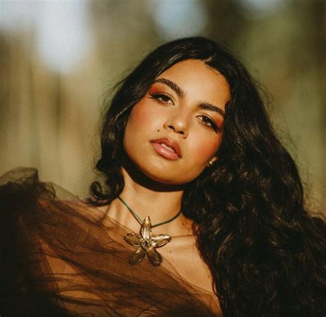 Larissa Bocchino Será A Protagonista De No Rancho Fundo Próxima