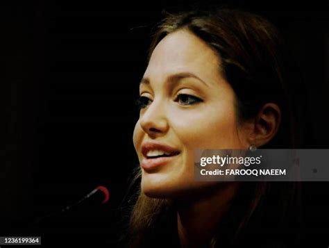 36 Goodwill Ambassador Angelina Jolie On A Four Day Mission Photos