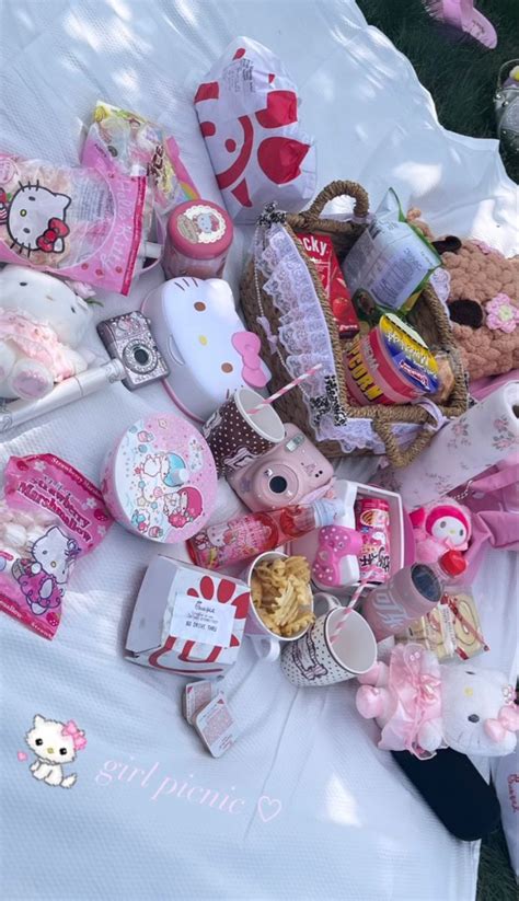 Pin By Kimbo On Mood Board Pink Hello Kitty Hello Kitty Ts Hello