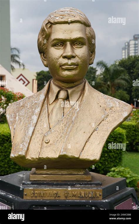 Srinivasa Ramanujan Statue Trinity College Chapel Srinavasa