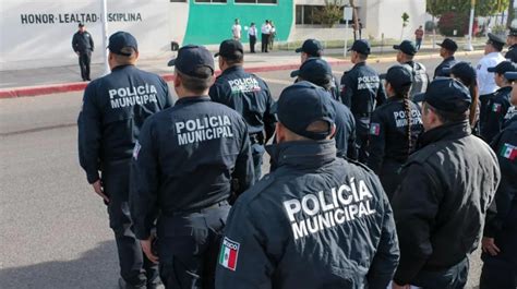 Renuncian Decenas De PolicÍas Por Asesinato De Agentes