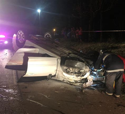 Perseguição termina uma morte e quatro feridos na PR 463 Estradas