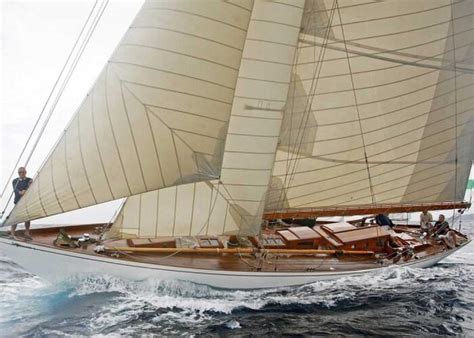 Classic Yachts For Sale Classic Yacht Brokers