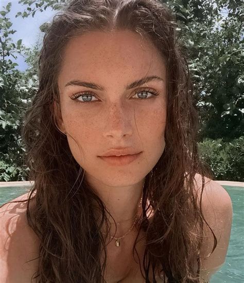 Marion Pascale Scrolller