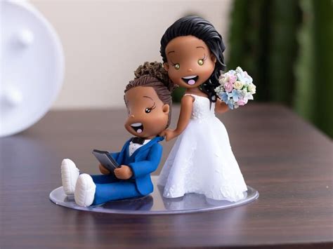 25 Lgbtqia Wedding Cake Toppers To Effortlessly Personalize
