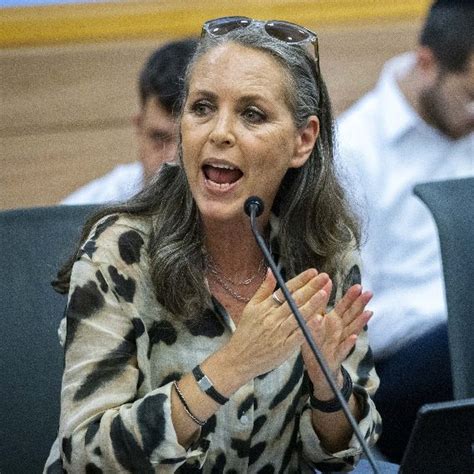 עוד גבי לסקי המשטרה לא צריכה לעשות כיפה אדומה 103fm