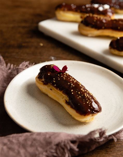 Französische Eclairs mit Vanillecreme Füllung (Originalrezept)