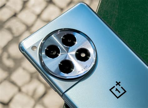 OnePlus представила субфлагманский смартфон Ace 3