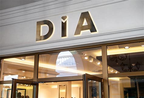 Dia Jewelry Store Behance