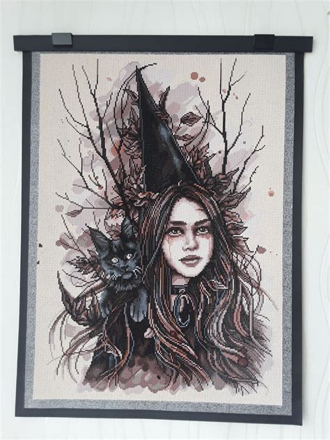 Lunam Pythonissam Diamond Art Club