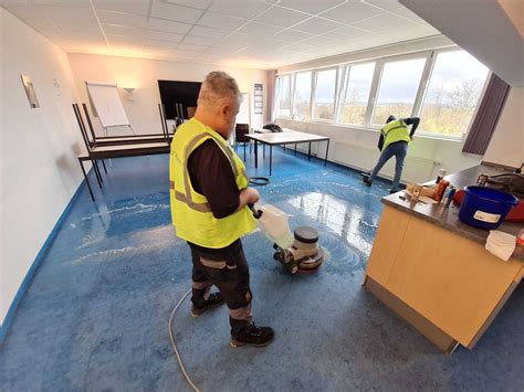 Über Uns E Blitz Blank