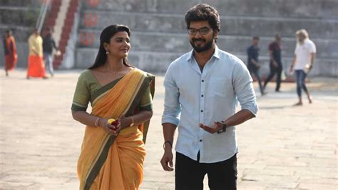 Theera Kaadhal Review Jai Aishwarya Rajesh And Sshivada Elevate This Partly Engaging Romantic