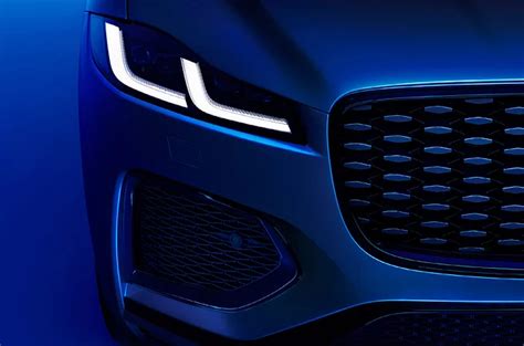 جاكوار F PACE SVR 575 Edition جاكوار بنان
